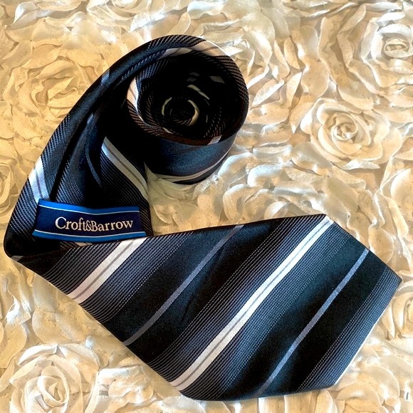 croft & barrow | Accessories | New Croft Barrow Mens Silk Striped Tie ...